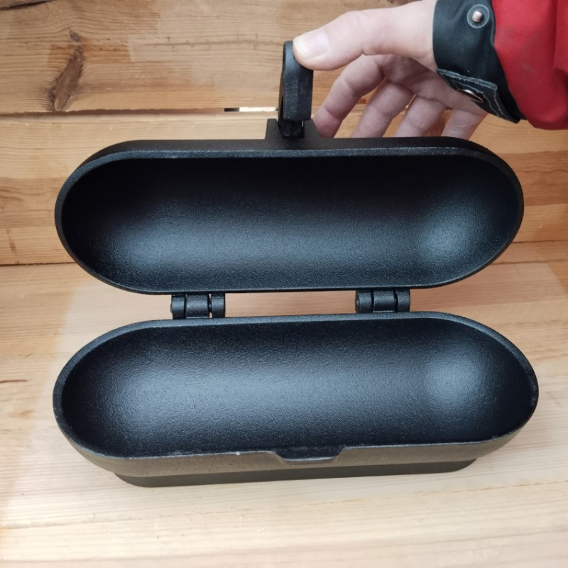 Liatinový pekáč na zemiaky Petromax 1,8 l